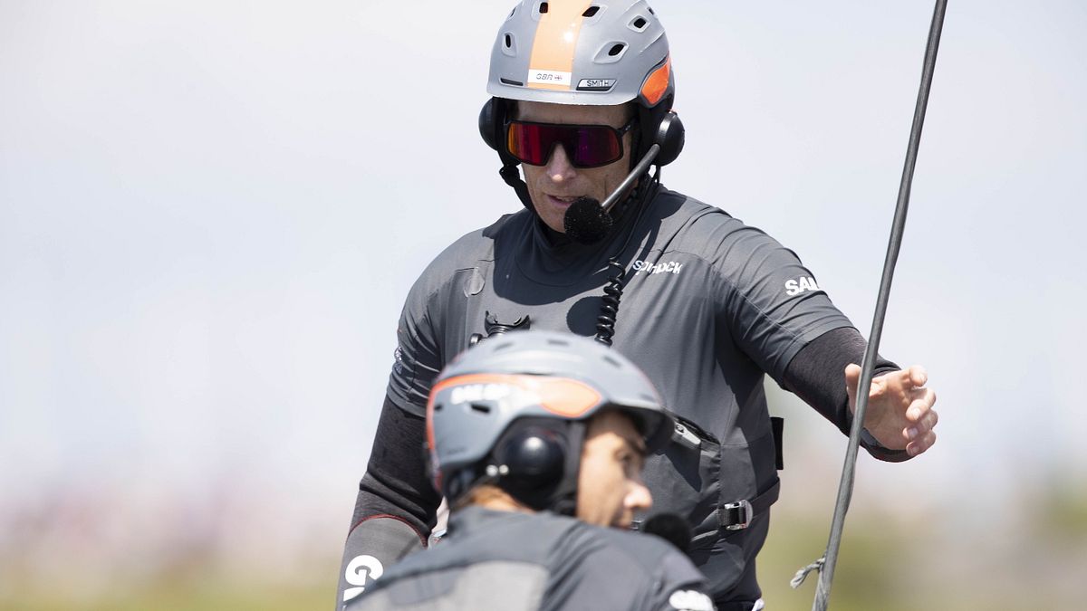 Incidente poco dopo le regate: NYYC American Magic sostituisce Paul ...