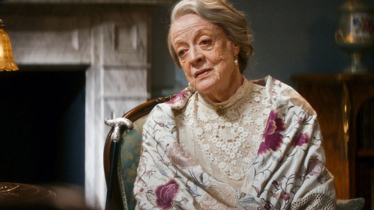 Morta Maggie Smith, attrice di "Downton Abbey"