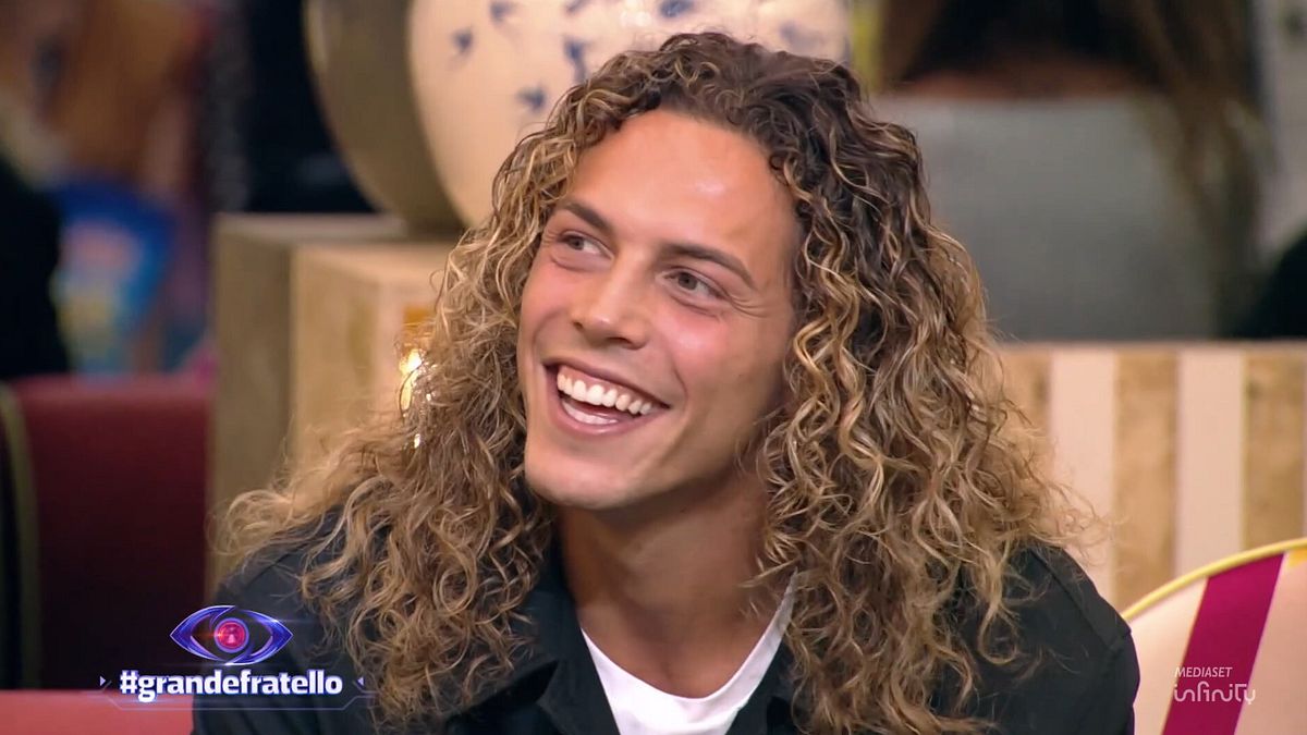 "Grande Fratello", Giglio conteso tra Jessica Morlacchi e Yulia