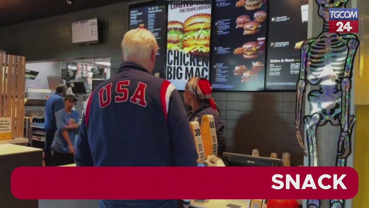 Usa, cassiera del fast food scambia Clinton per Biden