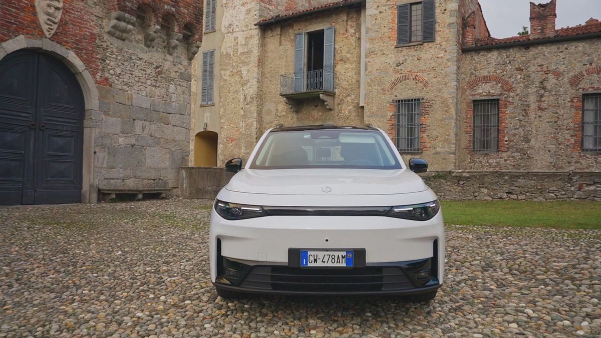 Leapmotor C10: il nuovo SUV elettrico cinese di Stellantis