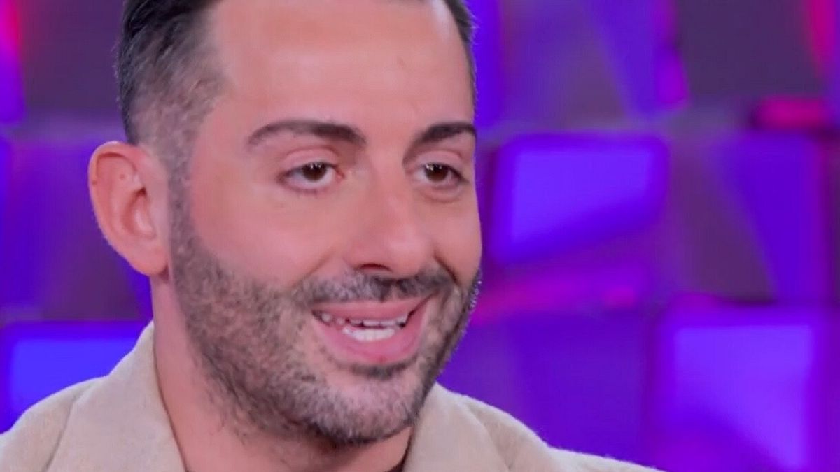 Francesco Cicchella sulla madre: "Mi propone ancora concorsi"