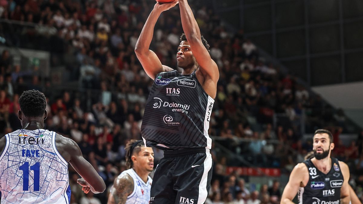 TRENTO, STOP DI 3 SETTIMANE PER MAWUGBE