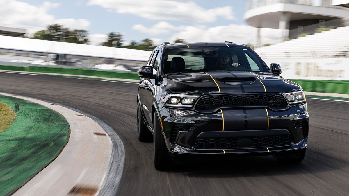 Dodge Durango SRT 392 AlcHEMI: una celebrazione del 6.4 V8