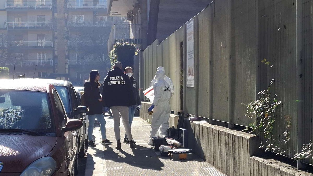 Bari, indagini sul neonato trovato morto nella chiesa di Poggiofranco Bari, indagini sul neonato trovato morto nella chiesa di Poggiofranco