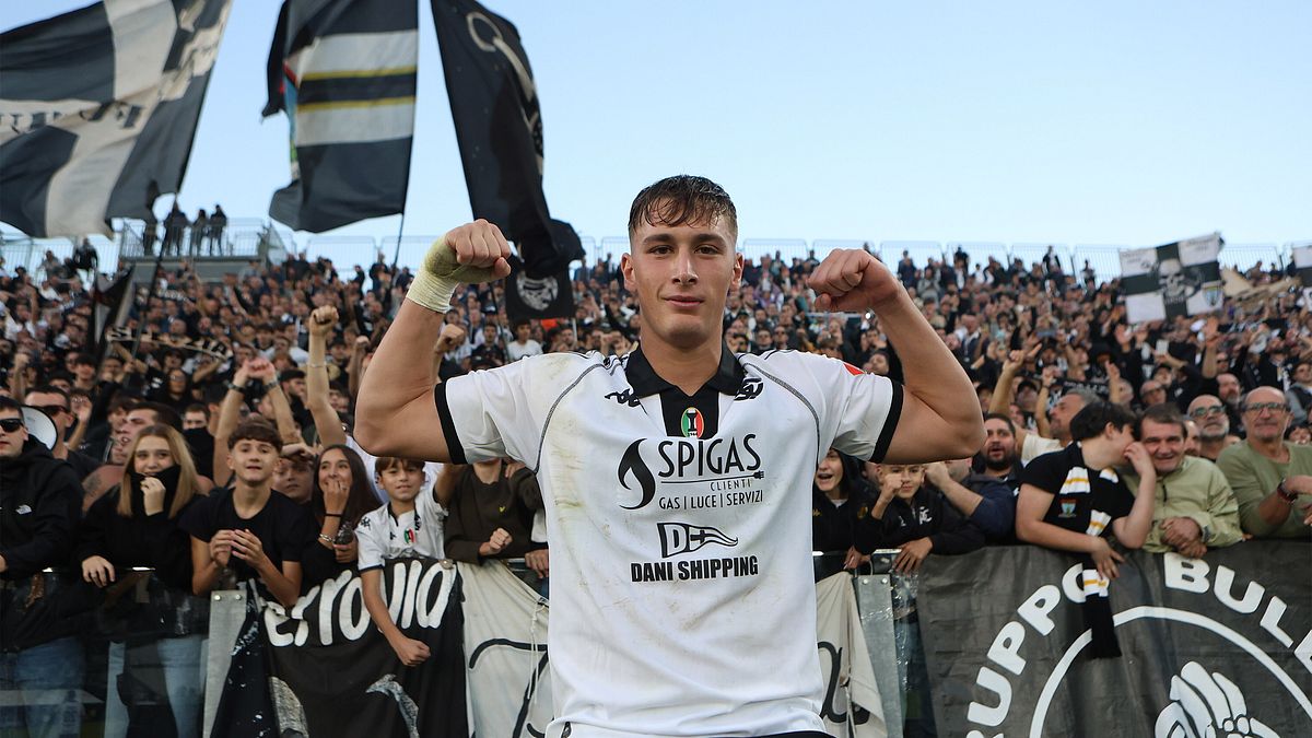 Inter, Francesco Pio Esposito potrebbe essere tra gli attaccanti al ...