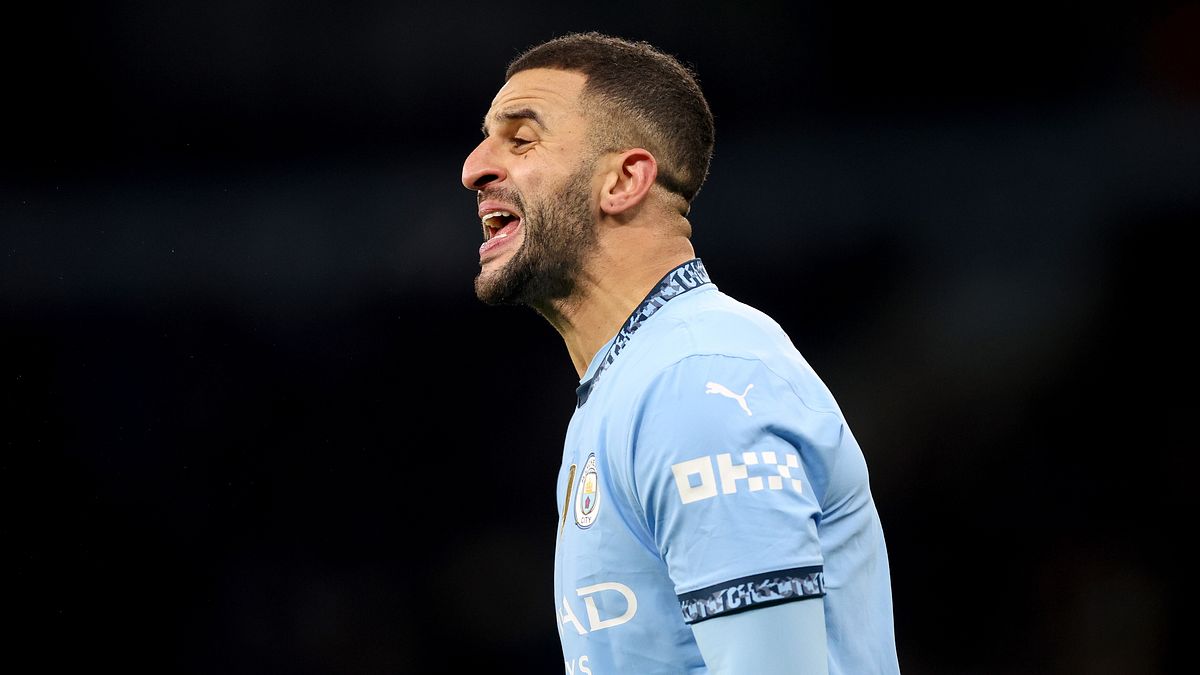 Il Milan esita su Walker e apre la strada all'Inter