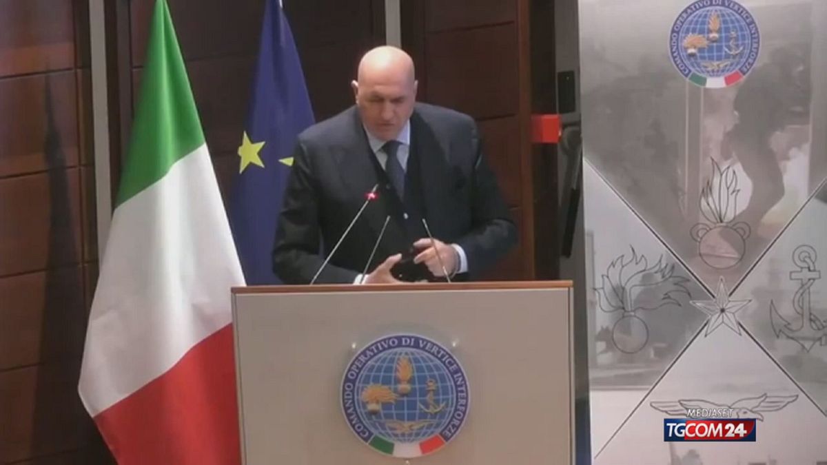 Crosetto: "Utile inviare militari in Ucraina per capire il conflitto"