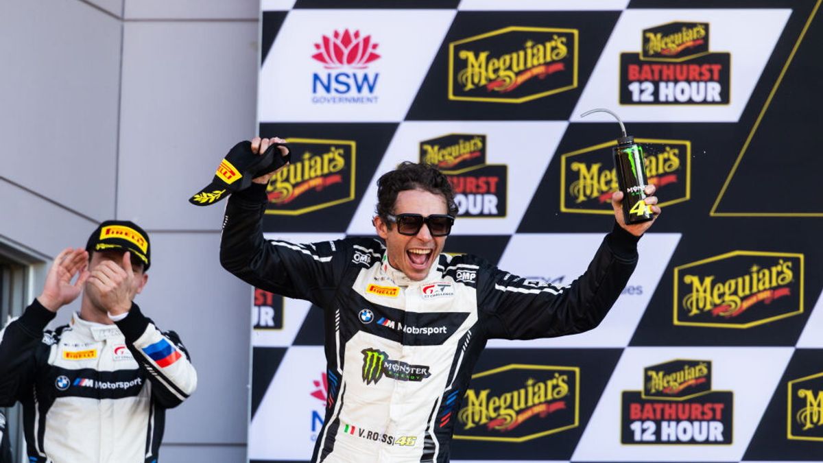 Il 2025 di Vale Rossi si apre con un podio