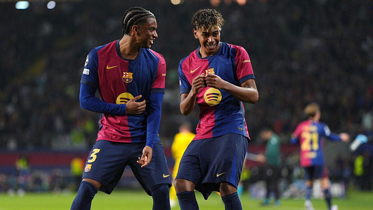 Champions, Barcellona-Dortmund 4-0: Raphinha, doppio Lewa e Yamal