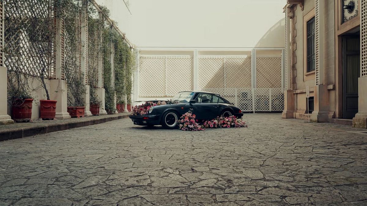 Car&Vintage, una Porsche... floreale: eleganza e creatività