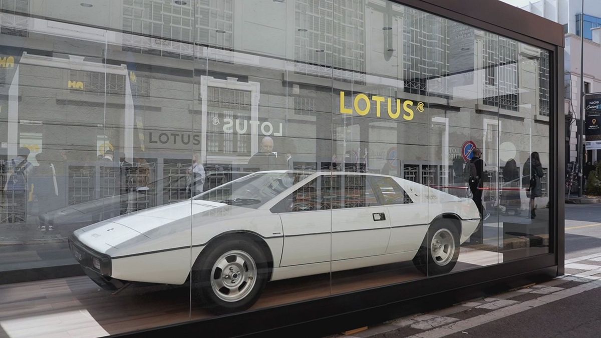 La visione Lotus alla Design Week di Milano
