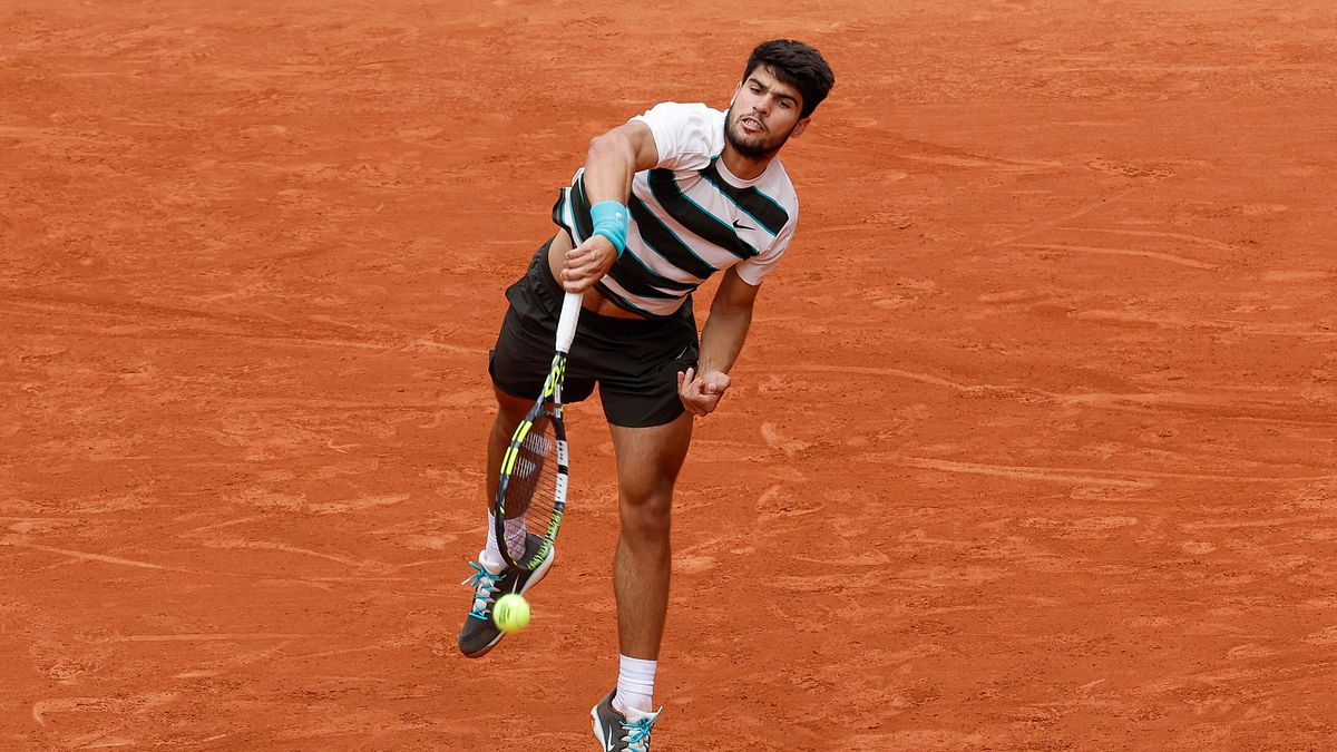 Tennis, Roland Garros: Alcaraz travolge Zeppieri e va al secondo turno