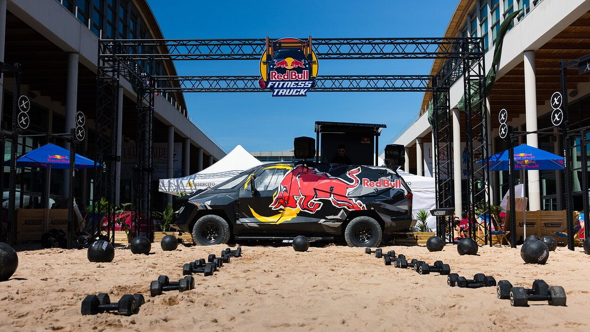 Red Bull Fitness Truck infiamma Rimini Wellness