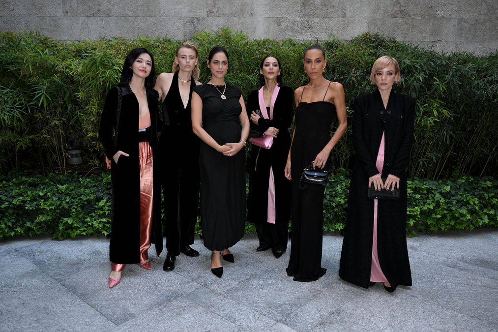 Voce alle donne: chi sono le star di Giorgio Armani “Crossroads”