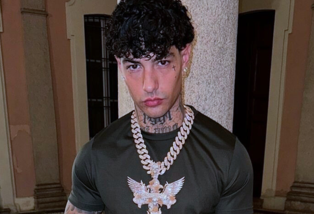 Sanremo, “Damme ‘na mano” di Tony Effe: testo e significato del brano ...