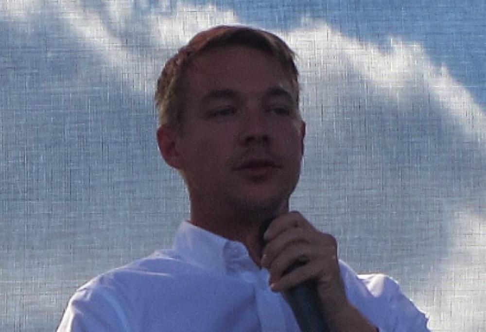 Diplo lavora con Ezra Koenig - Radio 105