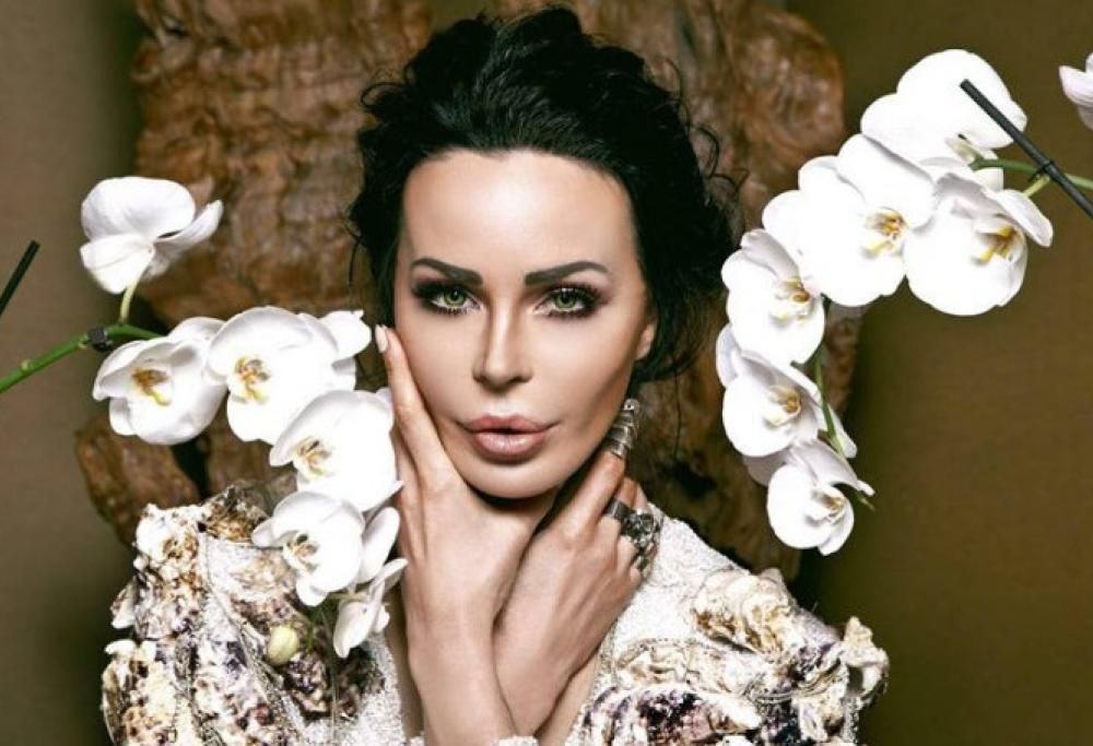 Nina Moric: “Cerco domestica non bellissima e muta”, bufera sui social ...