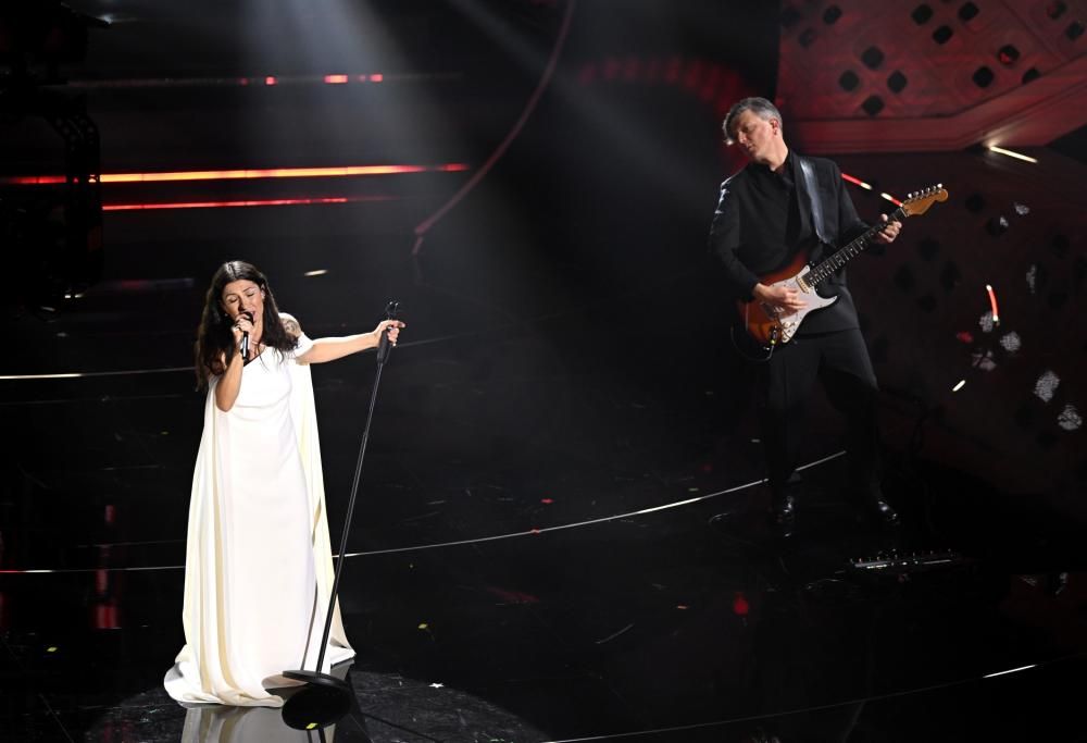 Sanremo 2022, la classifica generale dopo le prime due serate - Radio 105