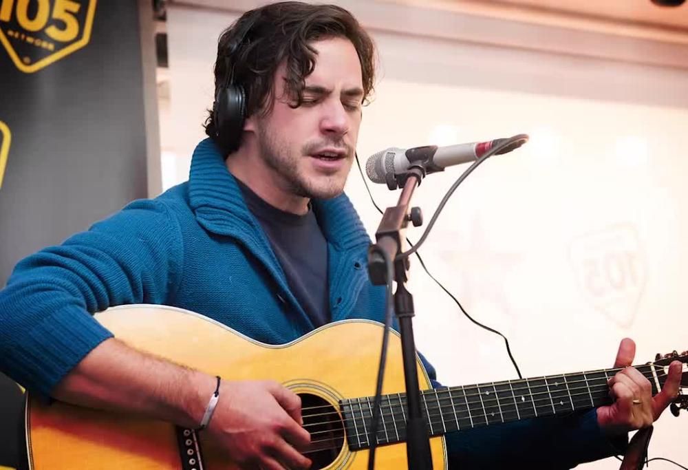 Jack Savoretti a 105 Night Express: “Sono partito dalle pizzerie, ora ...