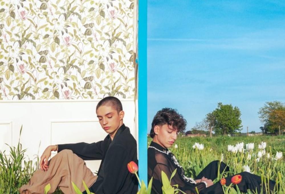 Tulipani Blu (feat. Luigi Strangis) - Radio 105