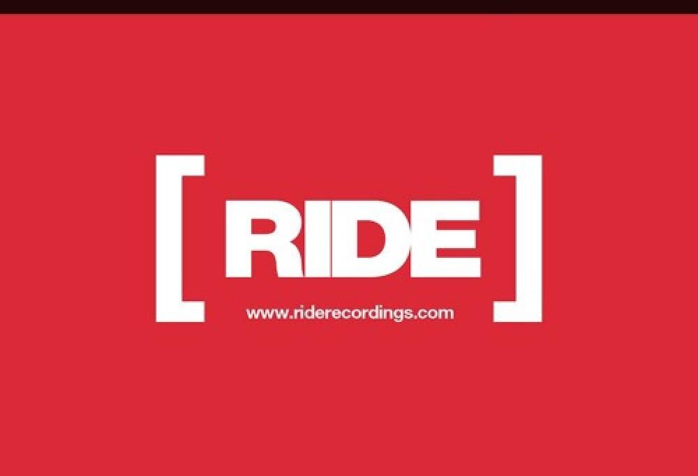 Take me back - Radio 105