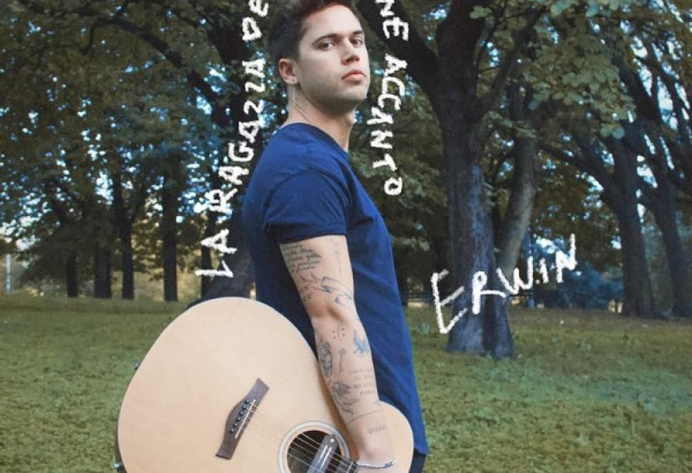 La Ragazza Del Balcone Accanto - Radio 105