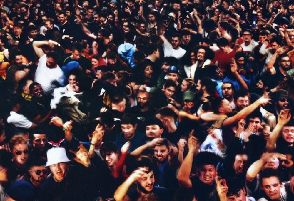 Mixed Emotions - Radio 105