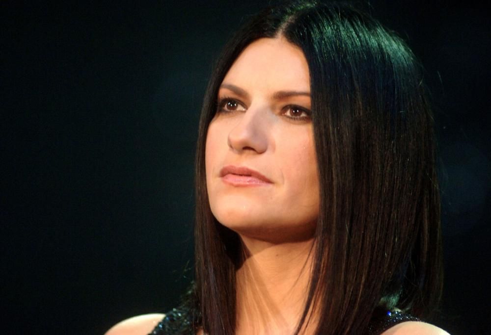 Laura Pausini: la figlia Paola canta La Bella e La Bestia. E conquista ...