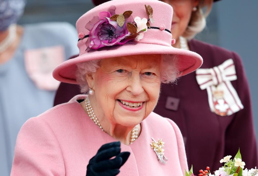 Anche Elton John e Mick Jagger piangono la Regina Elisabetta - Radio ...