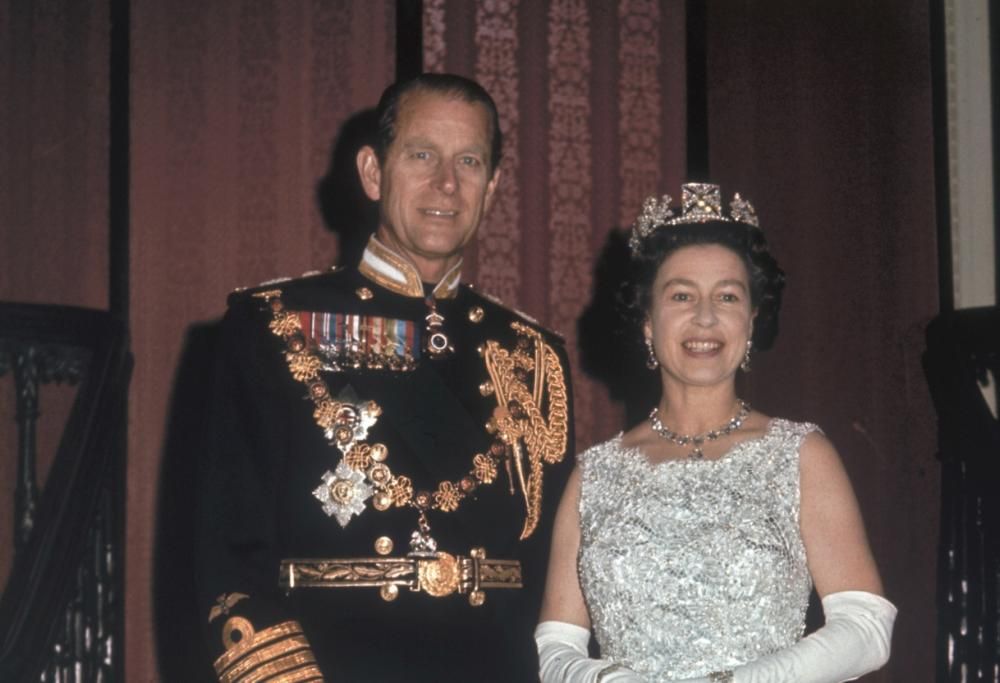 La Regina Elisabetta e il Principe Filippo avrebbero festeggiato il 20 ...