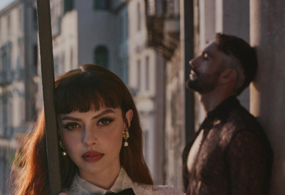 Annalisa e Marco Mengoni pubblicano Piazza San Marco. Guarda il video ...