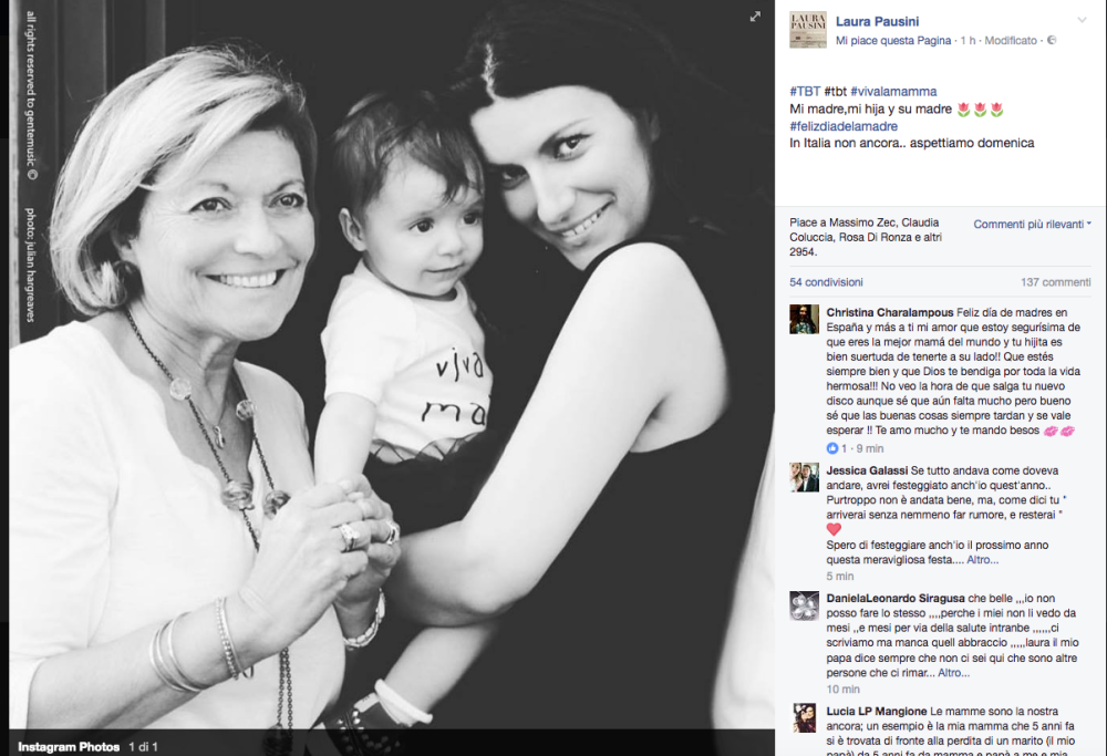 Festa della mamma: la dolcissima foto (in anticipo) di Laura Pausini ...