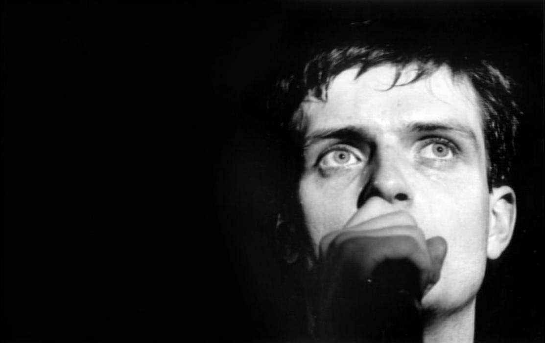 Ian Curtis, il concerto tributo a quarant’anni dalla morte coi membri ...