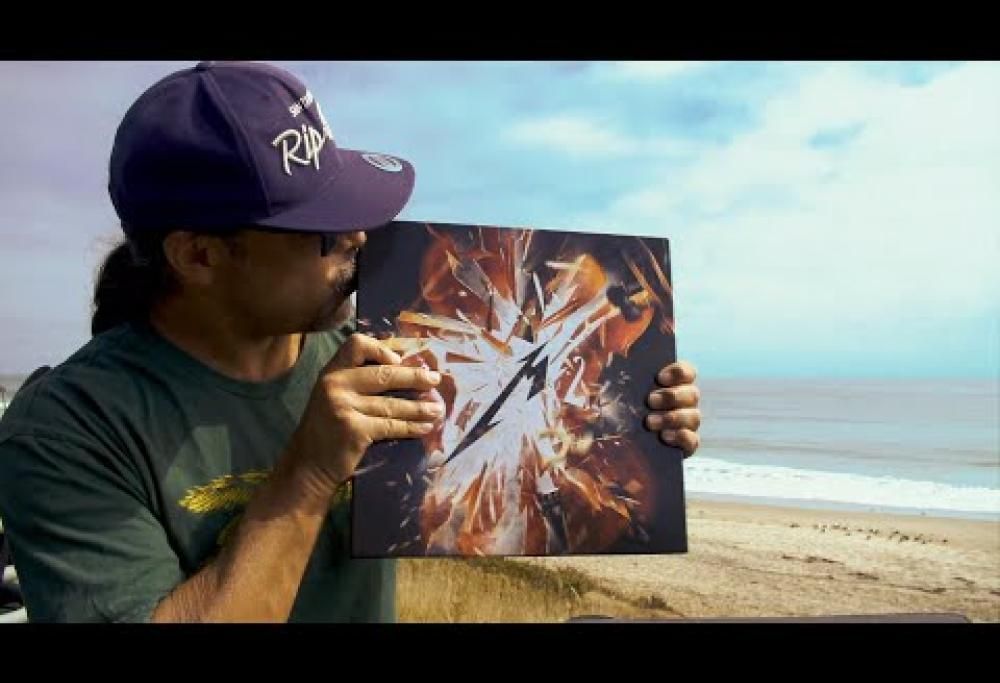 Metallica, Robert Trujillo mostra per la prima volta il box set deluxe ...